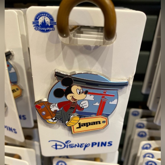 Disney | Jewelry | 224 Disney Parks Epcot World Showcase Collection Pin ...